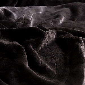 SOFTBEAR Black Throw Blanket Flannel Fleece Semi-Circular Pattern, Soft, Fluffy, Plush and Warm Blanket for Bed, Couch, Sofa, Camping