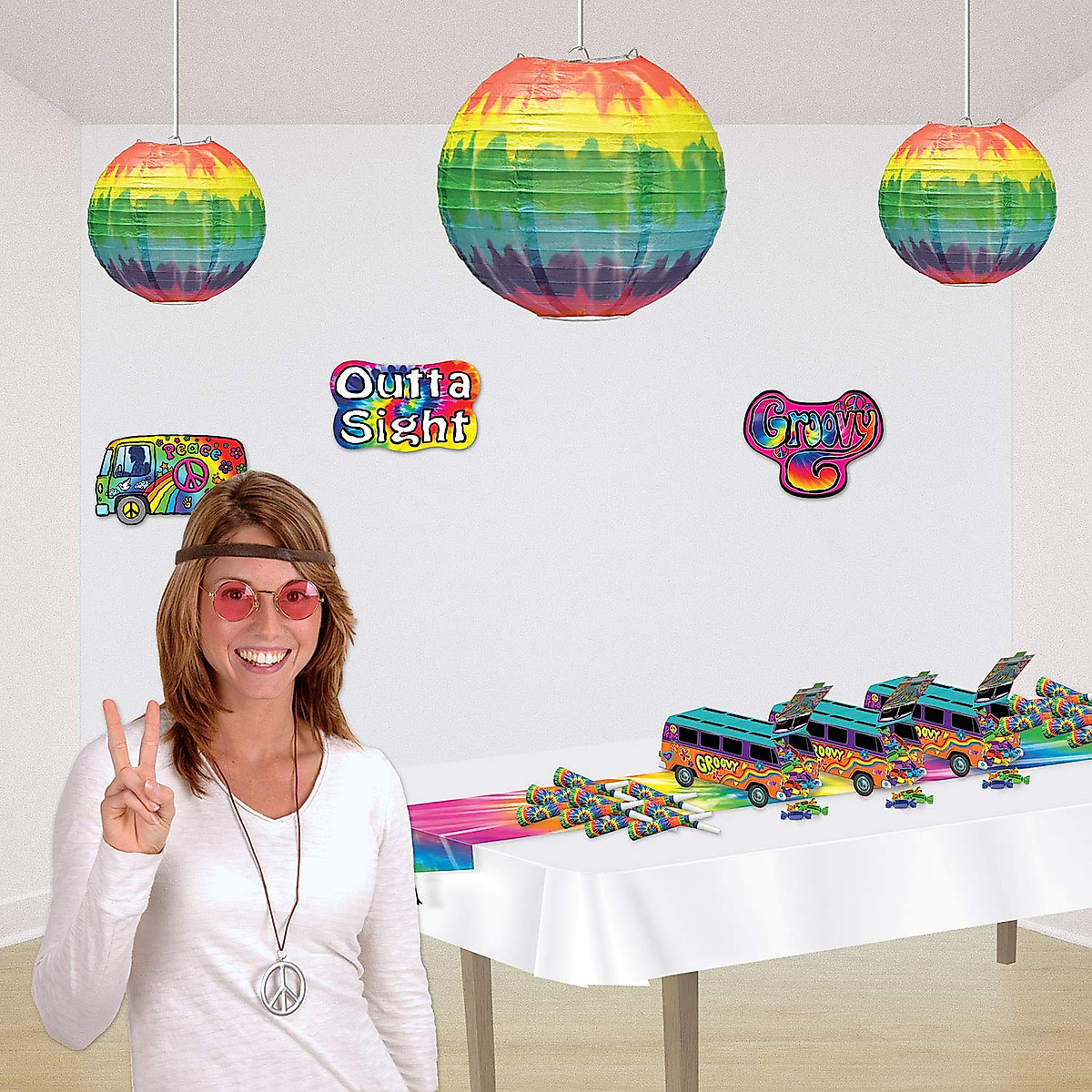 Beistle 3-D 60's Bus Centerpiece, 9.75”, Multicolored