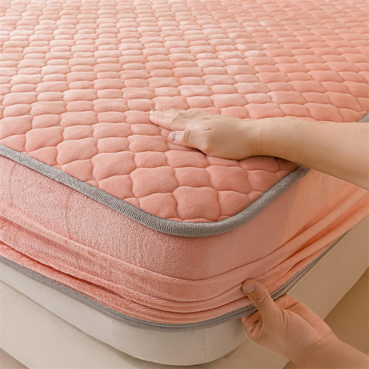 Velvet Fitted Sheet Full Size,Plush Thicken Quilted Mattress Cover 2 Pillowcases-Fuzzy Flannel Bed Sheets with 13'' Deep Pocket,Suitable for Fall Winter and Spring (Pink, Full)