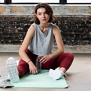 Lomi Fitness Premium Yoga Mat, Non Slip TPE Material for Extra Grip, Extra Padded, Exercise & Fitness, Great for Yoga, Pilates and More, Home & Gym Workouts, Lightweight Includes Free Carrying Strap