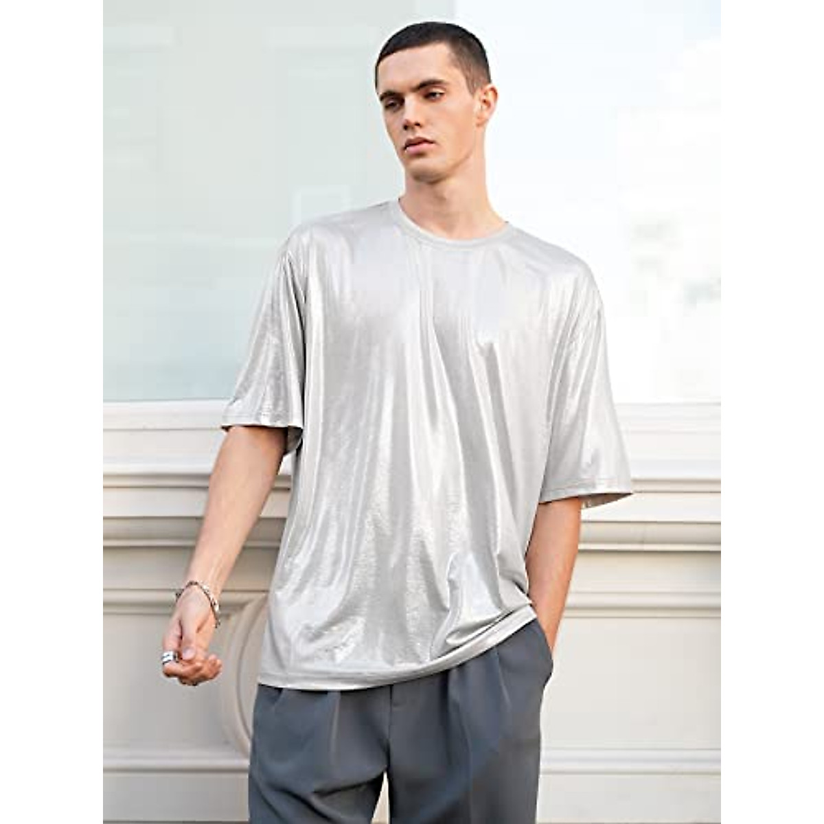 WDIRARA Men's Metallic Crewneck Short Sleeve Party Club Oversized Tee Shirt Top Silver M