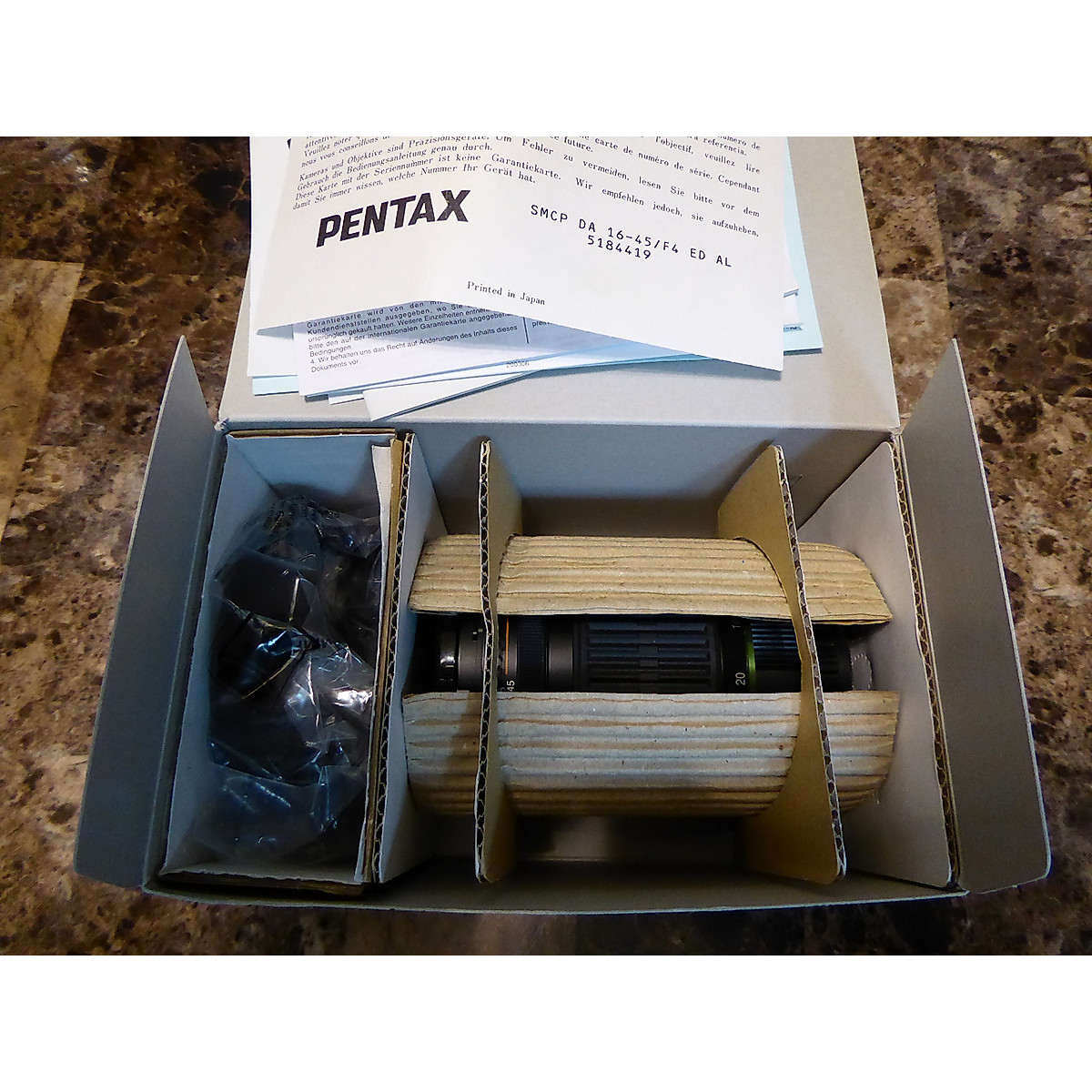 Pentax 16-45mm f/4.0 SMC PDA ED AL Zoom Lens for Pentax and Samsung Digital SLR Cameras