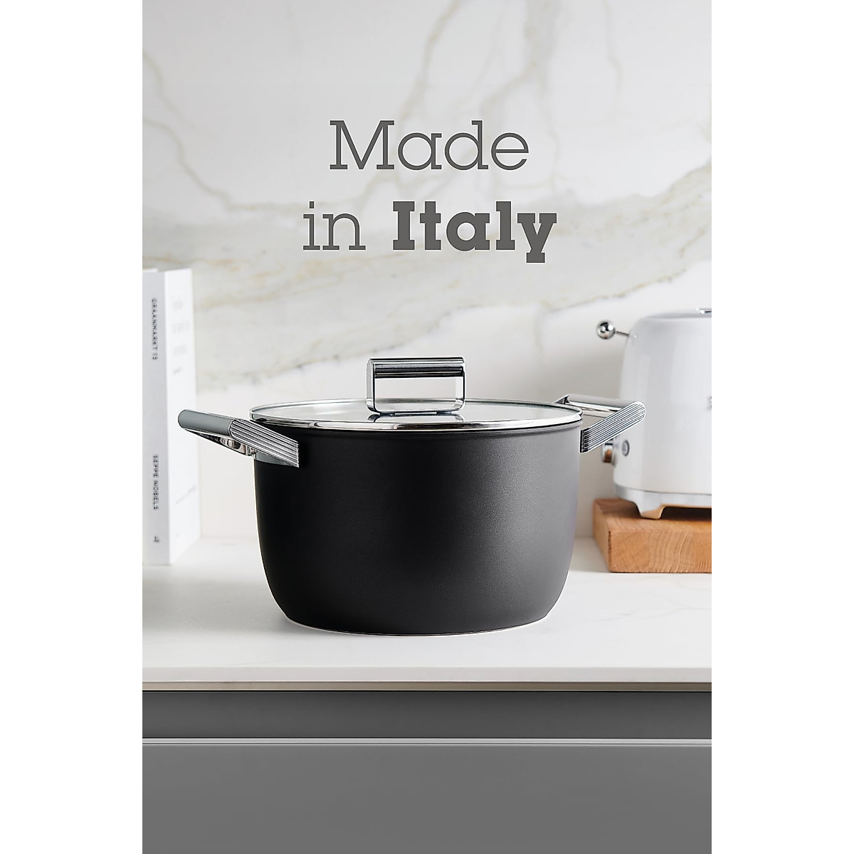 Smeg Black 5-Quart 9.5-Inch Casserole Dish with Lid