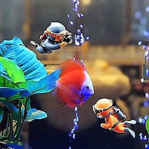 wsmart Floating Fish Tank Decor Small Diver Aquarium Decor for All Kinds of Fish Tanks (2 Pack)