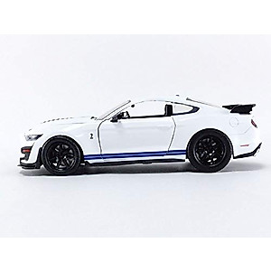 Jada Toys Bigtime Muscle 1:24 2020 Ford Mustang Shelby GT500 Die-cast Car Blue White Stripes, Toys for Kids and Adults
