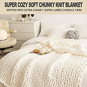 LiBcmlian Cream Chunky Knit Blanket Throw 40"x40" Luxury Chenille Yarn Knitted Blanket Tight Braided Thick Cable Knit Throw Blanket for Couch Bed Sofa