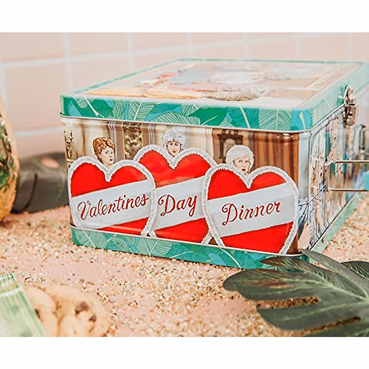 Toynk The Golden Girls Cast Retro Metal Tin Lunch Box Tote Exclusive