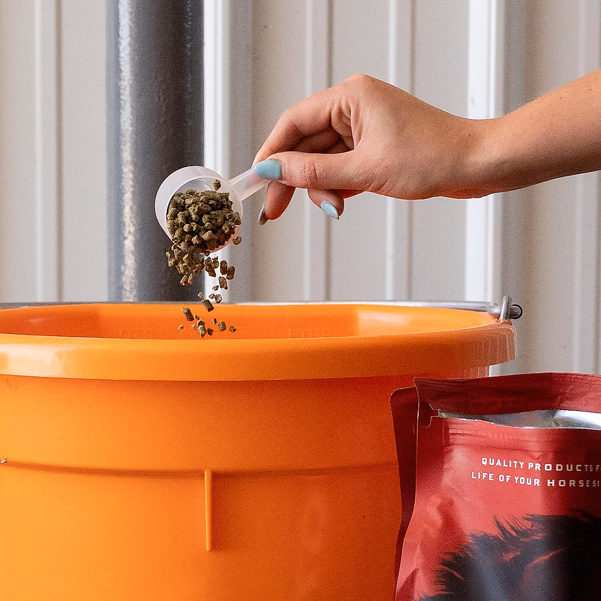 Formula 707 MultiFly Feed-Thru Fly Control Pellets for Horses - Palatable & Safe Fly Population Reduction (5 lb Bag - 91 Servings)