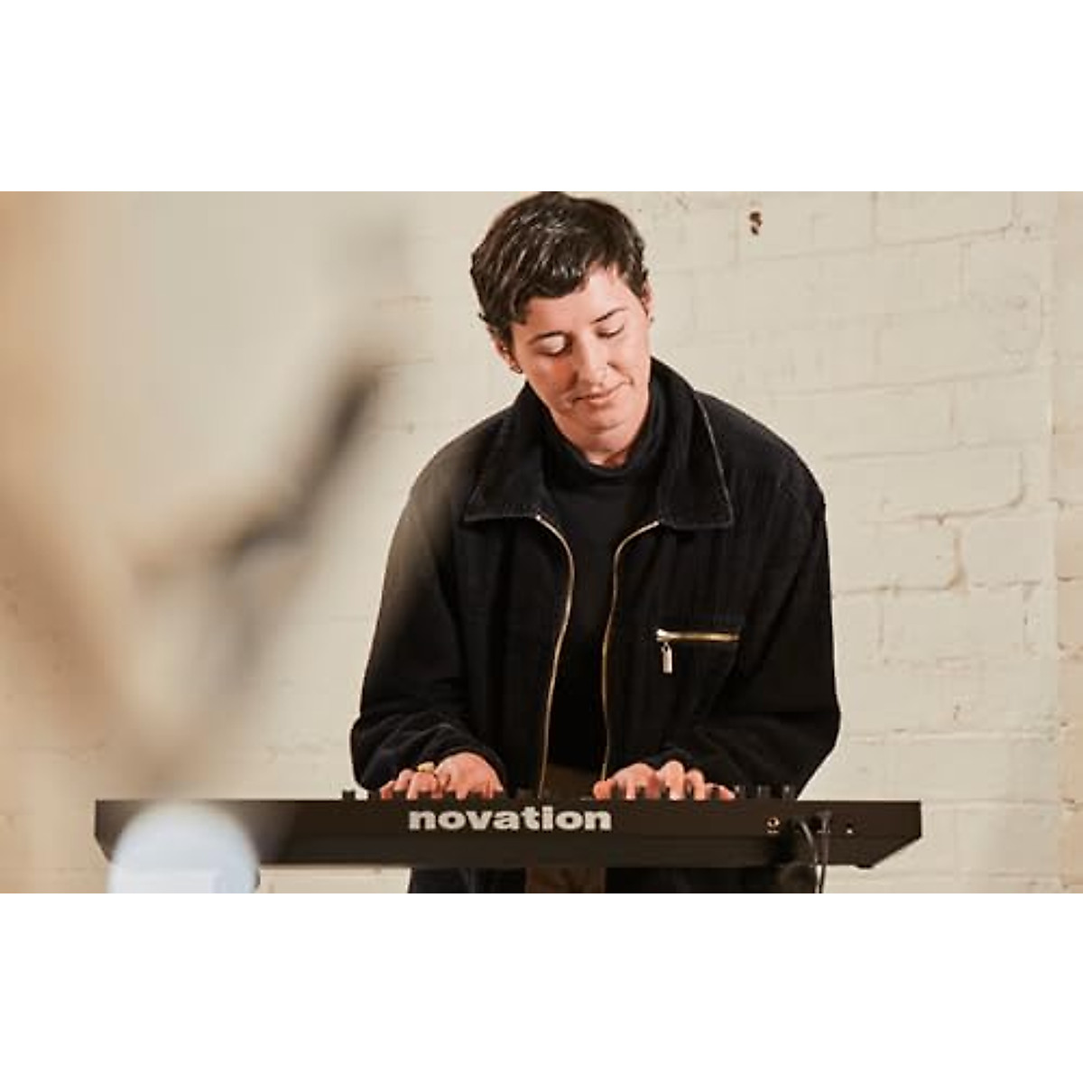 Novation Launchkey 49 [MK3] MIDI Keyboard Controller - Seamless Ableton Live Integration. Chord Mode, Scale Mode, and Arpeggiator — All the software you need for Music Production.
