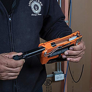 Klein Tools 450-100 Heavy Duty Stapler for Voice, Data, Video and Nonmetallic Sheathed (Romex) Cable Fits 1/4-, 5/16-, and 19/32-Inch Staples