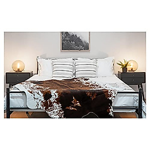 NativeSkins Medium Faux Cowhide Rug - Original (4.3ft x 5.6ft)