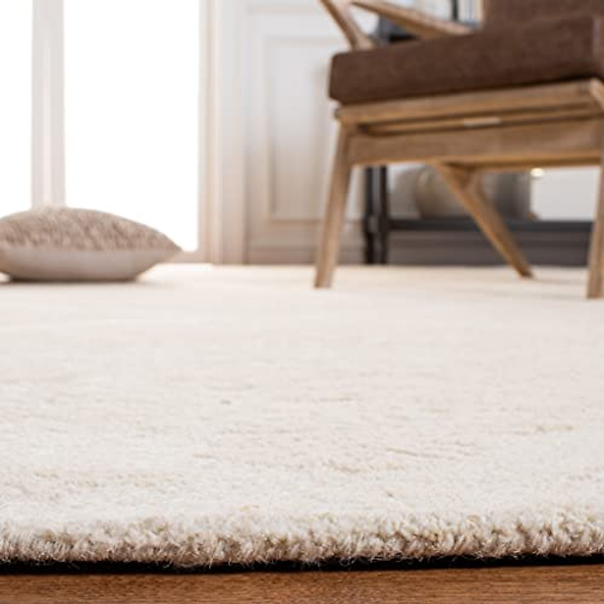 SAFAVIEH Abstract Collection 8' x 10' Ivory/Beige ABT346B Handmade Premium Wool Area Rug