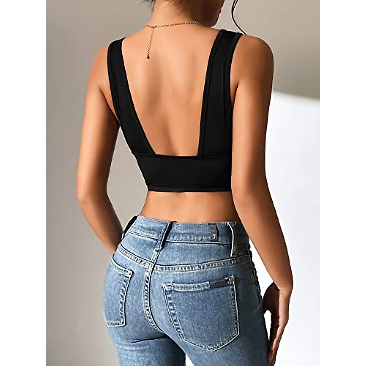 WDIRARA Women's Deep V Neck Sleeveless Crop Tank Top Sexy Backless Tops Black Petite M