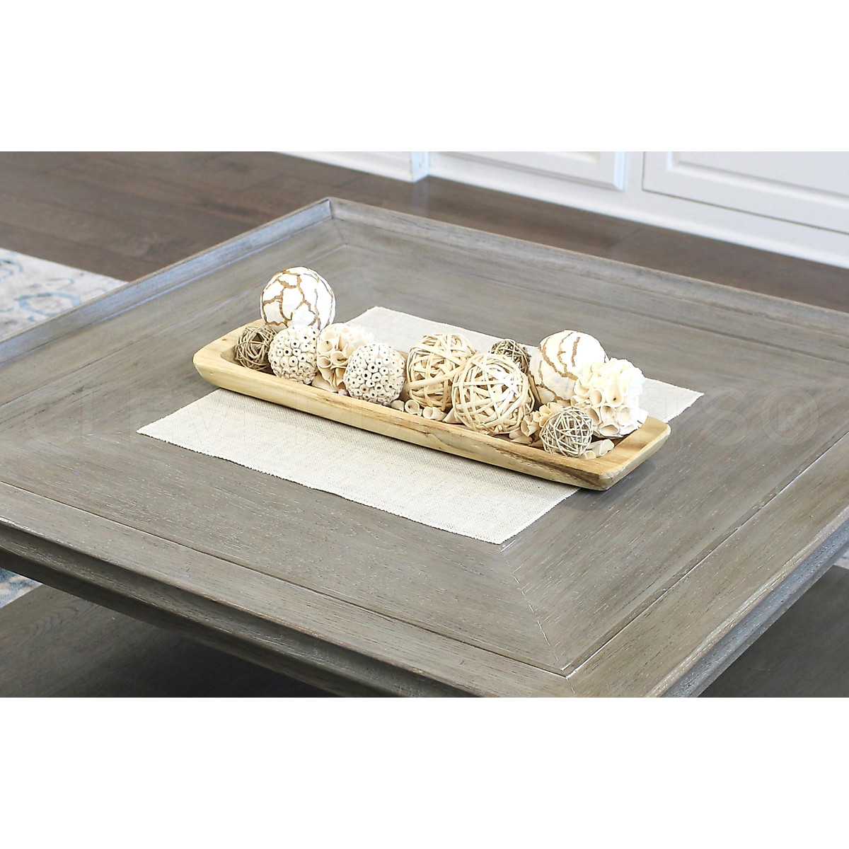 CleverDelights 20 Inch Ivory Burlap Squares - 4 Pack - Jute Burlap Fabric - Finished Edges - 20" x 20"