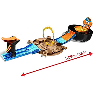 Hot Wheels Monster Trucks Set of 12 (1:64 Scale) + Hot Wheels Monster Trucks Stunt Tire Playset (Amazon Exclusives)