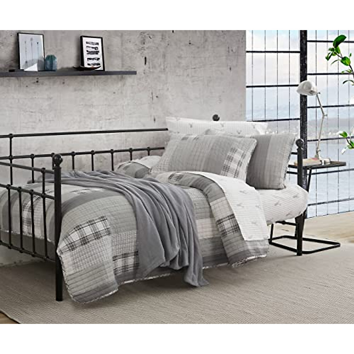 Eddie Bauer Home - Queen Quilt Set, Cotton Reversible Bedding with Matching Shams, Home Decor for All Seasons (Fairview Grey, Queen)
