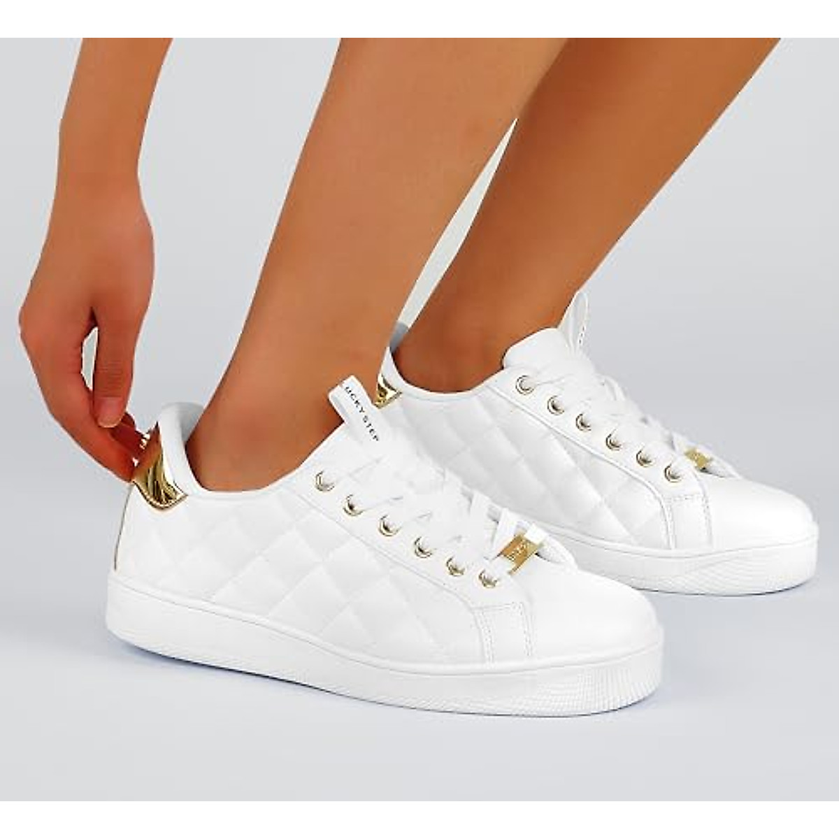 LUCKY STEP Women‘s Fashion Sneakers Classic Casual Tennis Lace up PU Leather Walking Shoes Comfortable Non Slip Sneakers(White,9B(M) US)