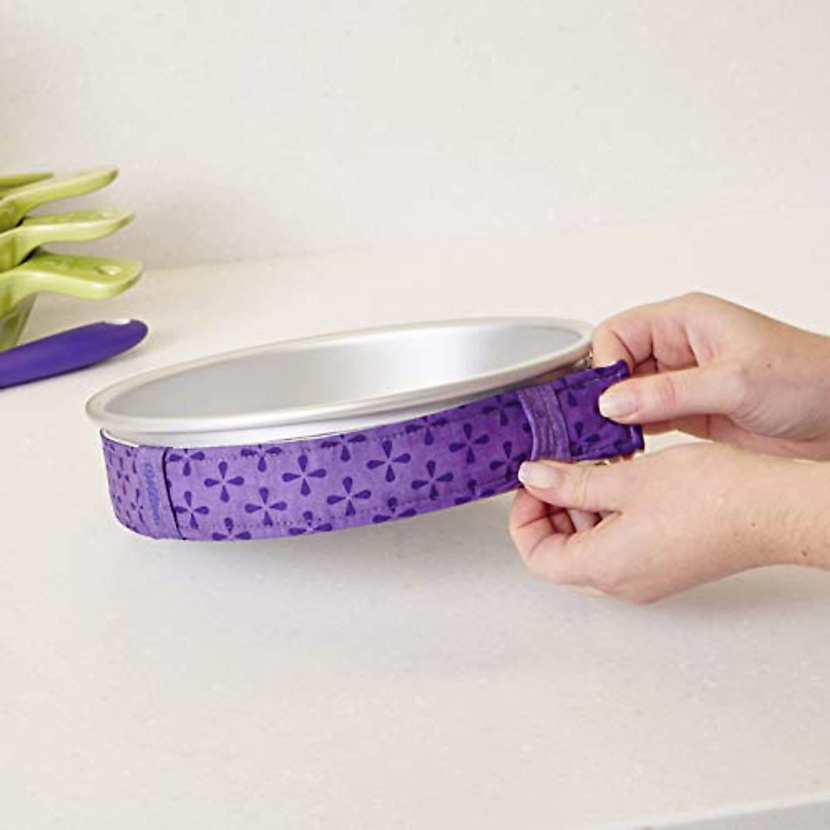 Wilton Bake-Even Cake Pan Strips - Use Cake Strips on Baking Pans for Evenly Baked Cakes, 6-Piece Set, (2) 35 x 1.5-Inch, (2) 25 x 1.5-Inch and (2) 10 x 1.5-Inch