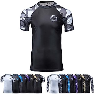 Gold BJJ Jiu Jitsu Rashguard - Camo Short Sleeve Rash Guard Compression Shirt for No-Gi, Gi, & MMA (Black Camo, L)