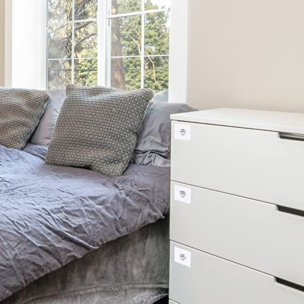 245pcs Home Laundry Cleaning Linens Printed Labels Minimalist Kitchen Bathroom Labels for Storage Easy Read - Writable Waterproof Labels Stickers with Pen(Jars not Included )