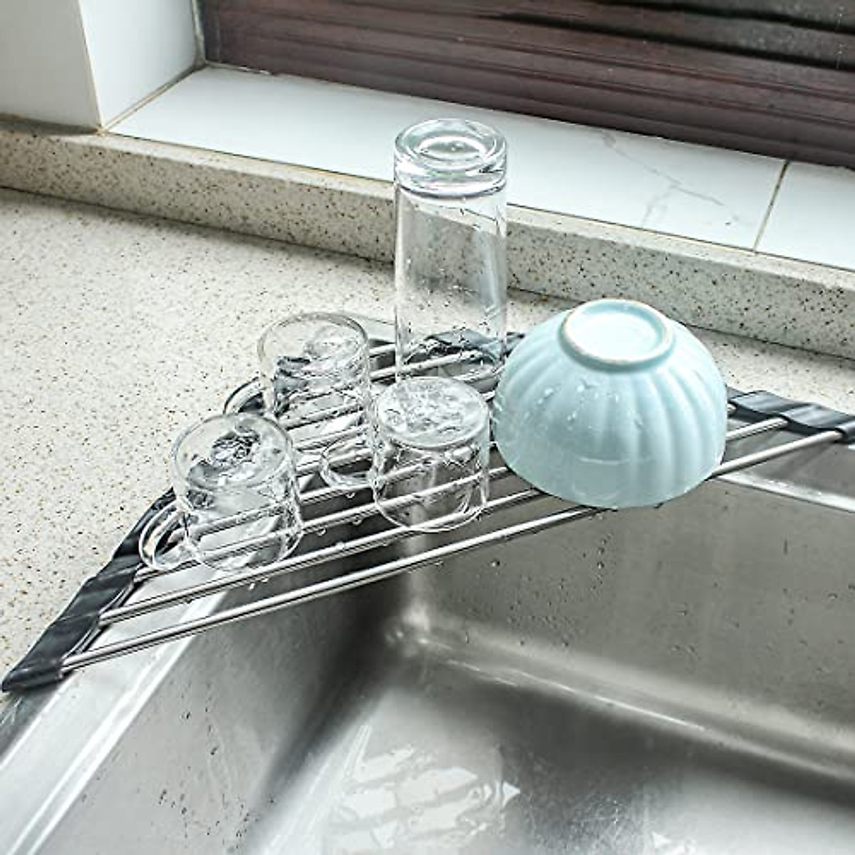 Annaklin Triangle Roll Up Dish Drying Rack for Sink Corner 1-Pack, Stainless Steel Foldable Mini Corner Sink Drying Rack for Small Spaces, Over The Sink Corner Dish Drainer, Black