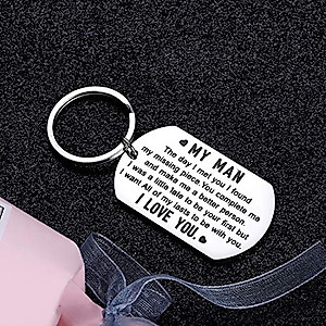 Valentines Day Gifts for Man To My Man Keychain Anniversary Birthday Gifts for Him Men Husband Wedding I Love You Couples Gift for Boyfriend Hubby Fiance Groom from Her Wife Girlfriend Fiance Keyring