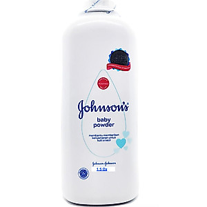 Johnson's Baby Powder for Delicate Skin, Hypoallergenic and Free of Parabens, Phthalates, and Dyes for Baby Skin Care, 1.5 oz