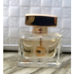 GUCCI By Gucci. Eau De Toilette. 5ml-0.16fl.oz. For Women. Splash. MINI (The Bottle is approx. 1-2inches high, NOT FULL SIZE). Travel Size. New in Box.