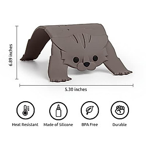 OTOTO Scaredy Cat Trivets for Hot Dishes Non Slip Heat Resistant Silicone Pot Holders & Trivet for Kitchen Counter - Cute Kitchen Accessories & Funny Cat Gifts - Hot Pot Holder for Wood Tables