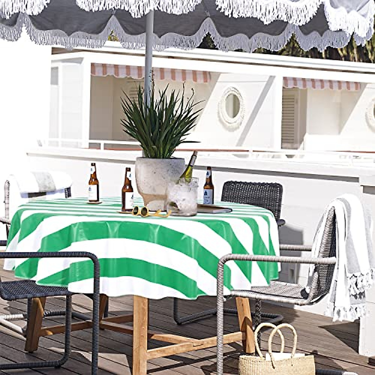 LUSHVIDA Outdoor PVC Stripe Tablecloth with Umbrella Hole and Zipper, Round Table Cover for Spring Summer Patio Garden Tabletop Decor, Green/White, 60 Inch