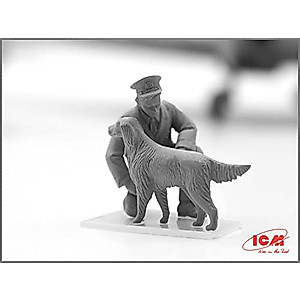 ICM 48081 - RAF Pilots and Ground Personnel (1939-1945) (7 Figures - 3 Pilots, 3 Mechanics, 1 Wren Member, and Dog Figure) - Scale 1:48