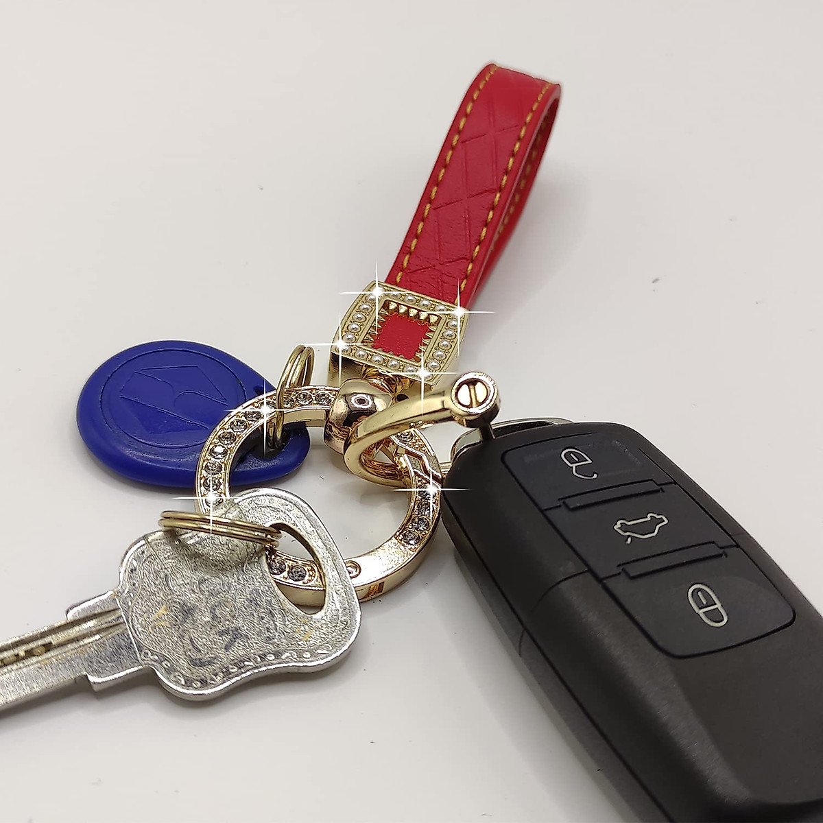 Daemson Microfiber Leather Car Keychain, Bling Diamond Keychains for Women, Universal Car Key Fob Holder with 360 Degree Rotatable, Anti-Lost D-Ring, 2 Keyrings and 1 Screwdriver (Red)