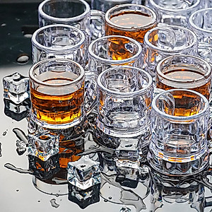 JUXINGDAZYF Plastic Beer Mug 2 Oz, 24 PCS Mini Beer Mug Shot Glasses, Heavy Base Clear Mini Beer Mugs, Small Plastic Shot Cups for Party Drink, Beer, Whiskey, Tequila, Vodka