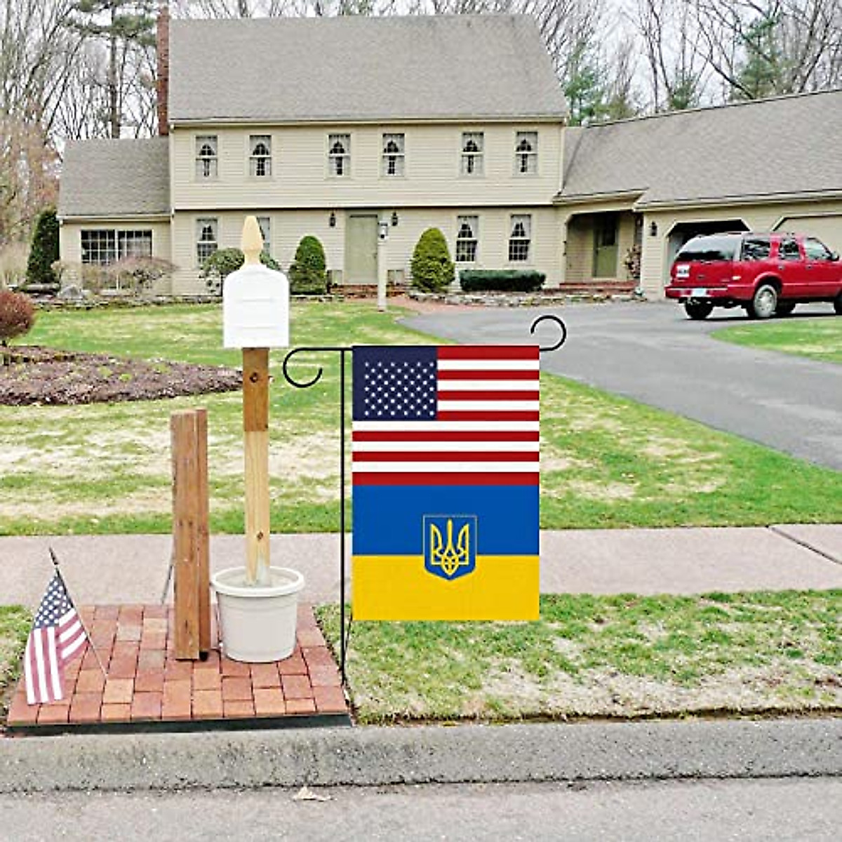 WENWELL American Ukraine US Friendship Garden Flag Double Sided,Burlap Ukrainian Trident Flags 12 x 18 inch Outdoor,Support Ukranian House flag Small,USA Ukrain yard Banner Decorations