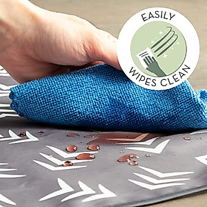 S&T INC. Splat Mat for Under High Chair, Water Resistant Floor Mat, 42 Inches by 42 Inches, Grey Scatter