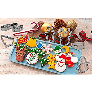 DERAYEE 10Pcs Christmas Cookie Cutters, Christmas Metal Cookie Cutter Shapes Snowflake, Snowman, Candy Cane Stainless Steel Cookie cutters for Baking