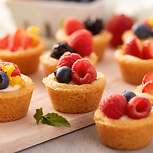 Wilton Easy-Flex Silicone Mini Muffin Pan, 12-Cup, Blue