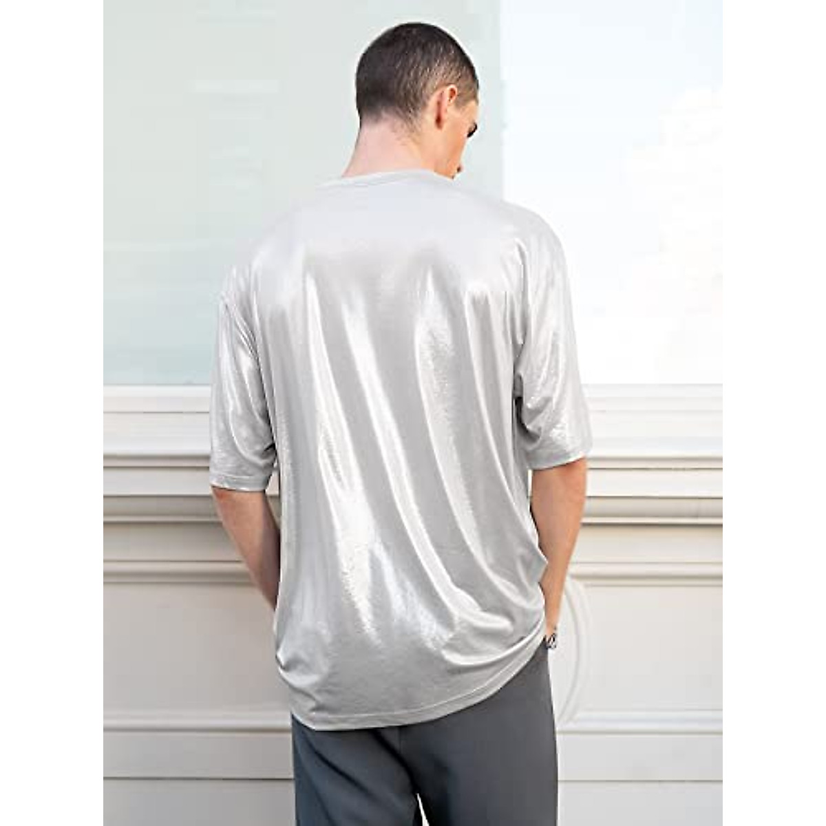 WDIRARA Men's Metallic Crewneck Short Sleeve Party Club Oversized Tee Shirt Top Silver M