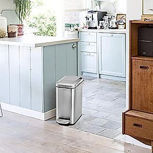 Hiceeden 1.3 Gallon Slim Step Trash Can with Lid, 5 Liter Stainless Steel Rectangle Garbage Bin with Portable Inner Bucket for Kitchen, Bathroom, Bedroom, Living Room, Dining Room, Office