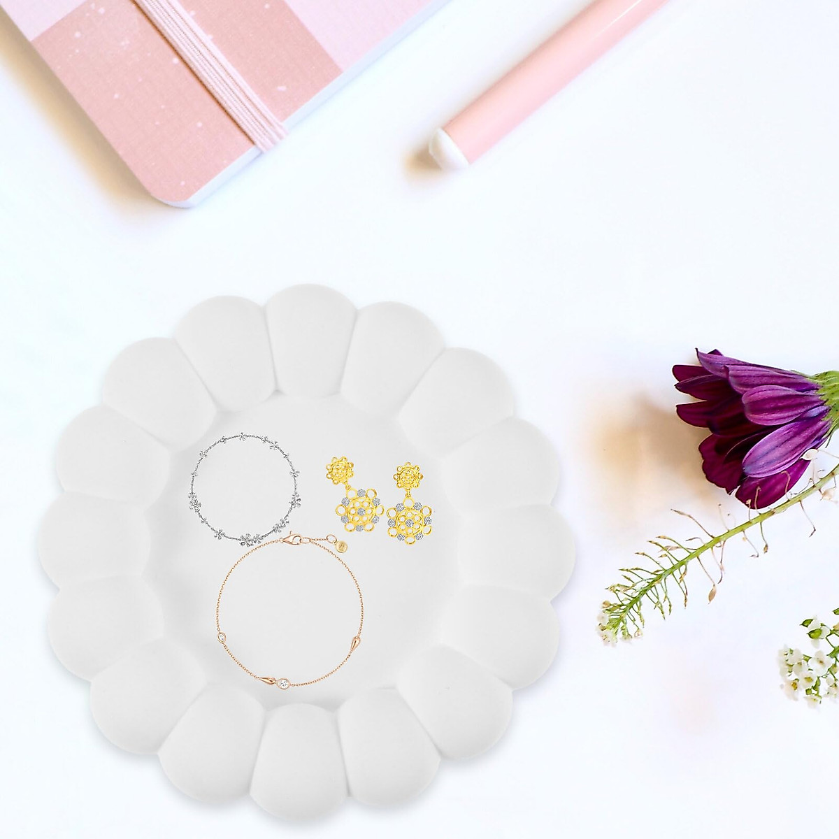 Round Tray Nail Decorations for Nail Art Dining Table Decor Jewelry Tray Home Decor Desk Tray Round Serving Tray Trinket Dish Earrings Holder Wedding White Earring Holder Plaster