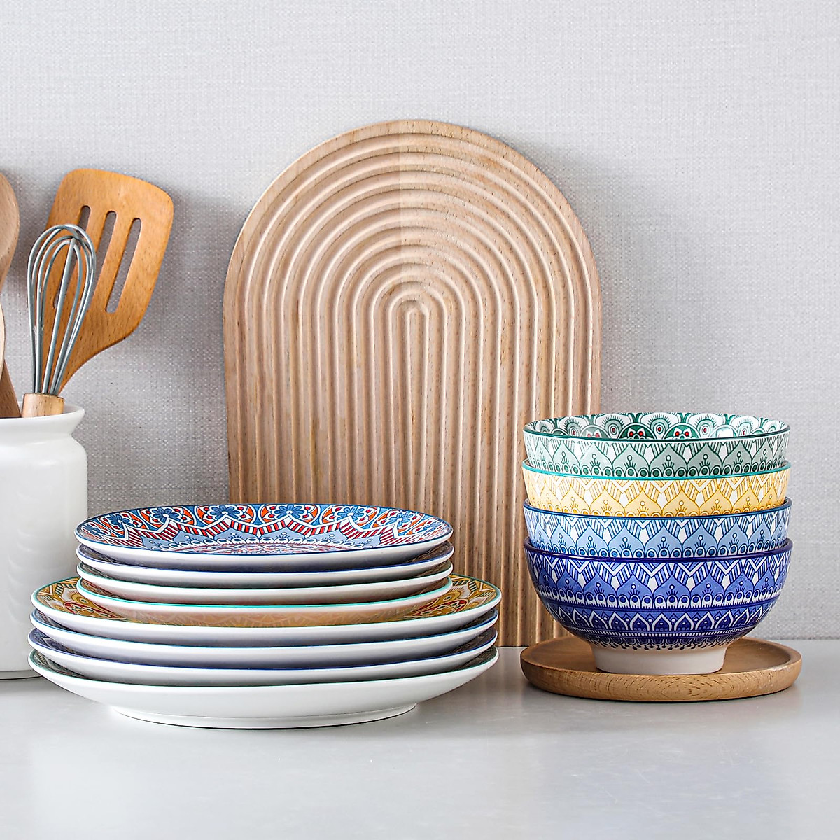 vancasso Mandala Dinnerware Sets 16 Pieces Porcelain Dinner Set for 4 Boho Plates and Bowls Dish Set with 10.5in Dinner Plates, 8in Dessert Plates, 6in Bowls and 13oz Mugs