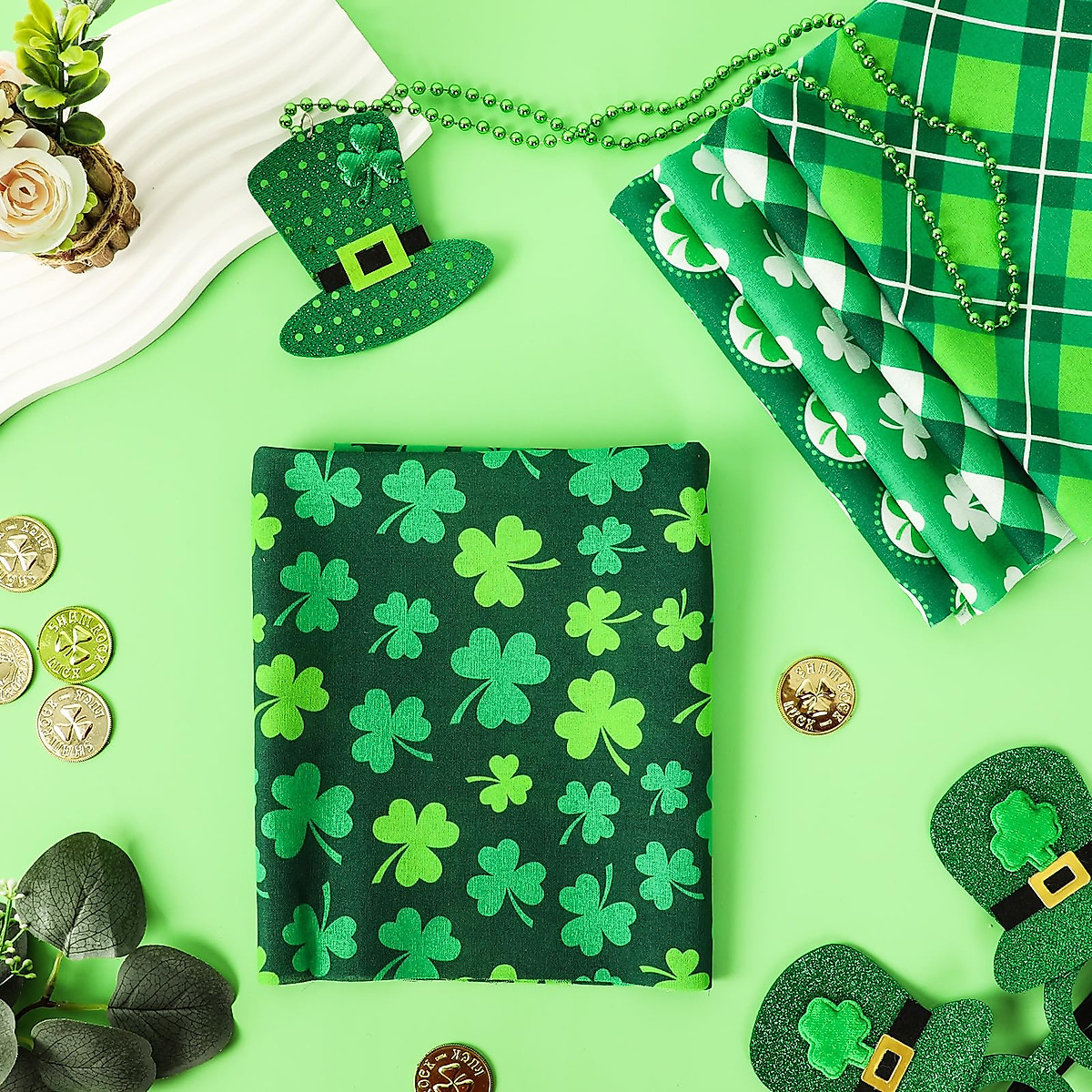 Whaline 12Pcs St. Patrick's Day Cotton Fabric Bundles Green Shamrock Plaid Fat Quarters Lucky Clover Quilting Patchwork for Irish Holiday DIY Sewing Craft Decor, 18 x 22 Inch