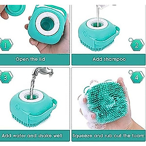 Bath brush for dogs or cats, with a shampoo dispenser tank, made of silicone, with soft bristles that provide a pleasant massage with deep cleaning for your pet