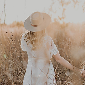 EOGIMI Lady Retro Wide Brim Fedora Floppy Pork Pie Hat with Belt Buckle White