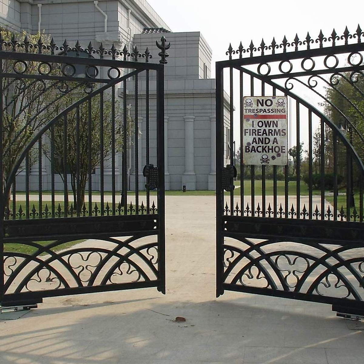 Leggef Funny Bathroom Bar Garden Terrace Retro Metal Tin Sign Wall Decoration Tree Flag American Grown with Mexican Roots Best Farmhouse Decor Gift for Women Men Friends 8"x12"inch