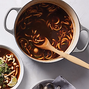 Le Creuset Signature 6.75-quart Round Wide Oven with Copper Knob - Enameled Cast Iron (Oyster)