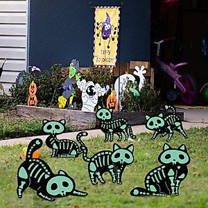 Halloween Garden Lawn Yard Sign, 6 PCS Reflective Black Cat Halloween Decor Clearance Outdoor, Glow in Dark Stakes Scary Family Home Front Yard Sign, Plastic Decoration for Halloween Party (Cat)