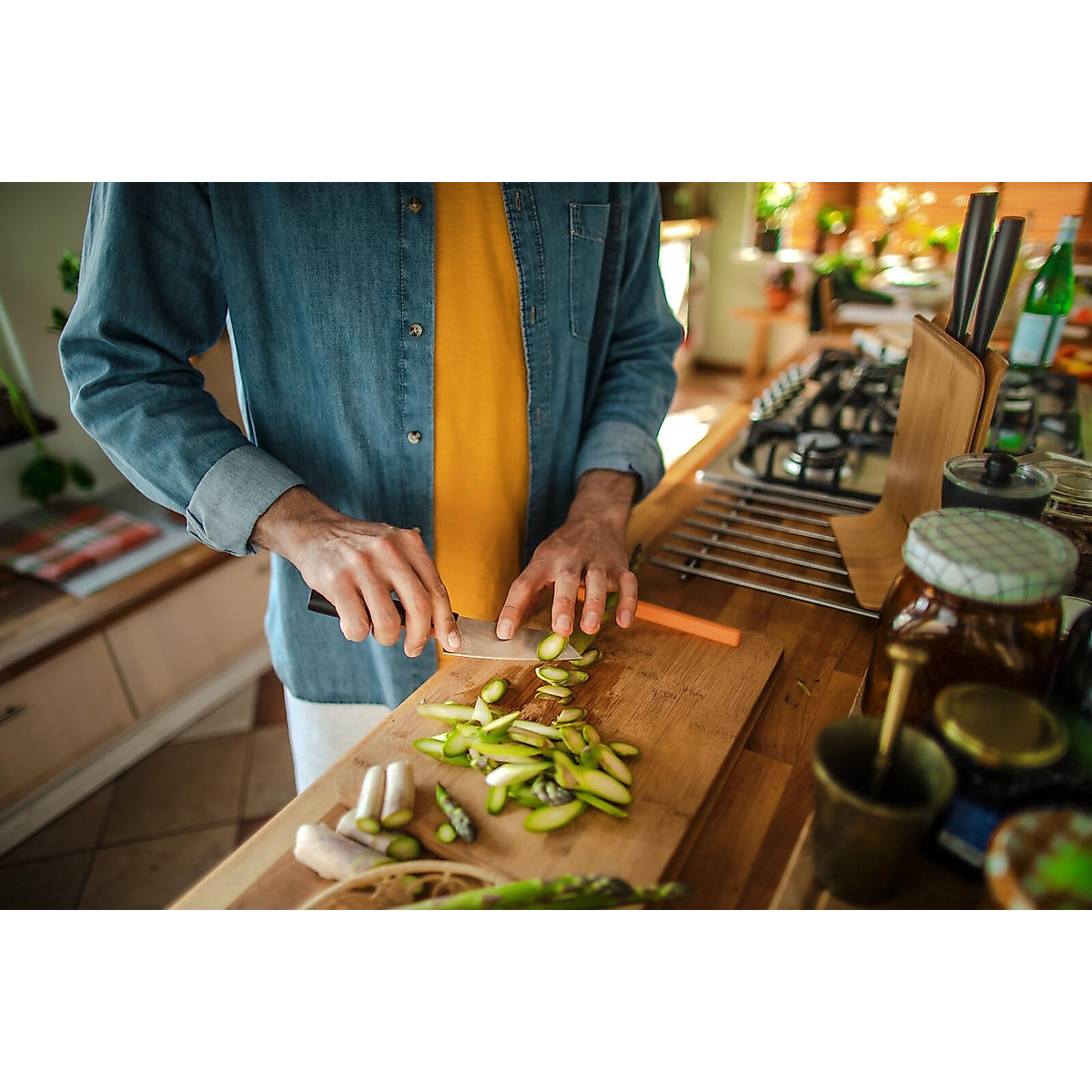 Fiskars Chef's Knife, Small, Functional Form, Total Length: 24 cm, Japanese Stainless Steel/Plastic, 1057541