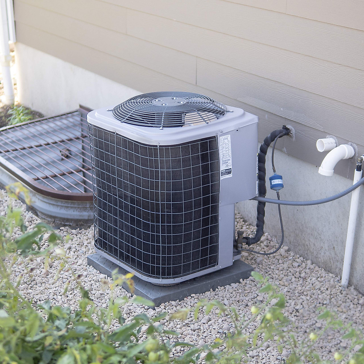 AC Condensing Unit Support Pad 24x24x3 | Equipment Support Pad | Generator Pad for HVAC Units, Generators, AC Condensers, Air Conditioners, Beehives & More | 100% Recycled Plastic AC Condenser Pad