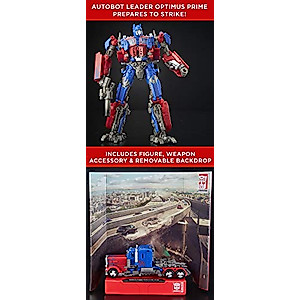 Transformers TRA GEN Studio Series Voyager Opt Prime